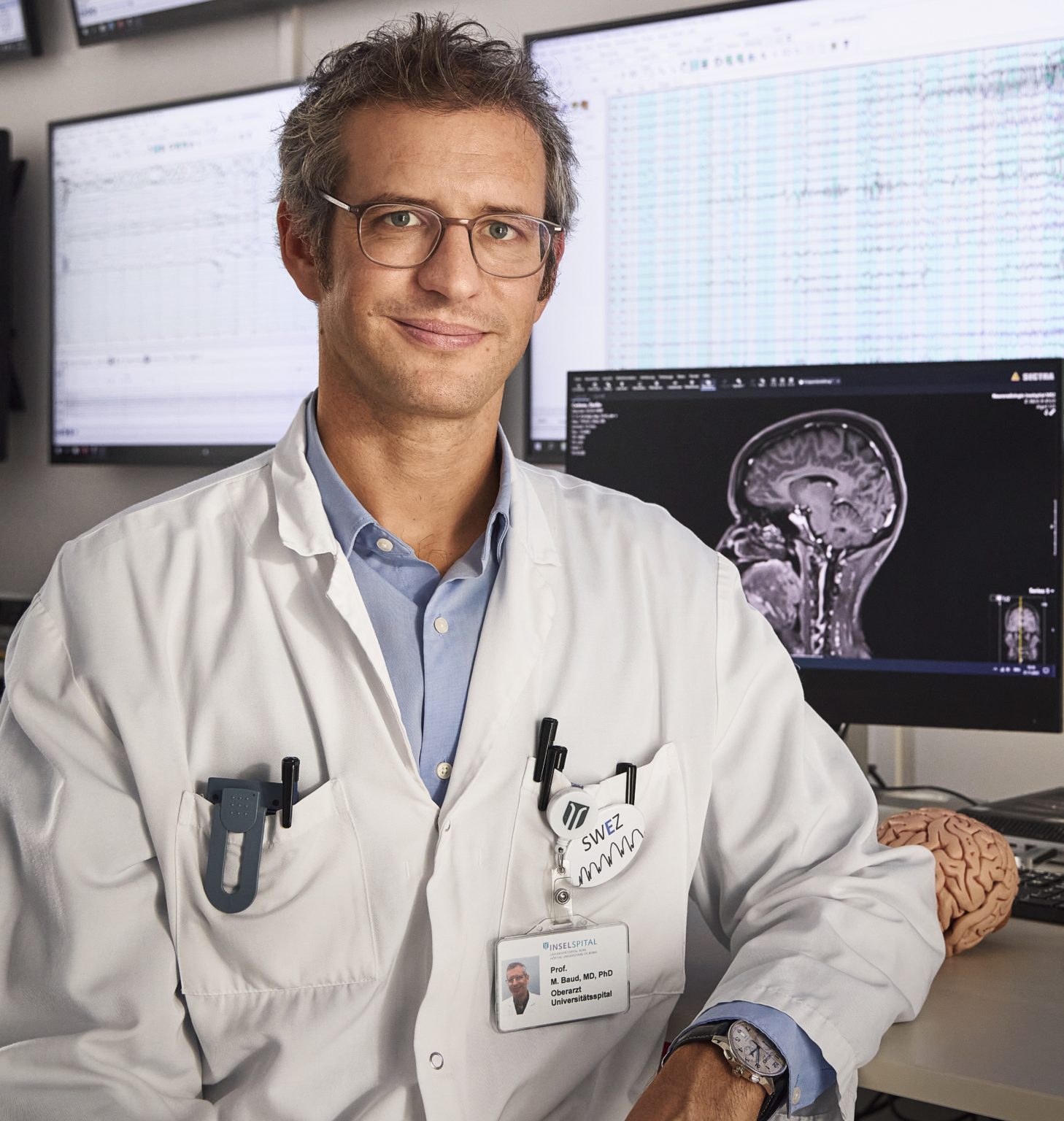 People working at the e-Lab - Maxime Baud - Neuro - e-Lab